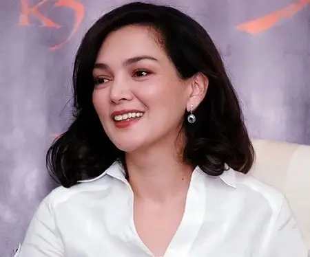 5 Fakta Unik Ida Iasha, Seorang Aktris Tercantik di Era 1980-an ...