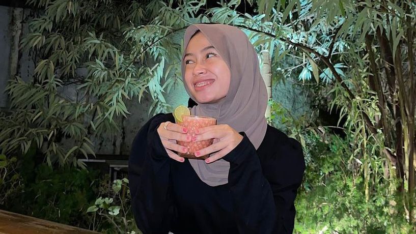 Seleb Tiktok Pinat Menikah, Netizen: Diam Seperti Jomblo, Bergerak ...