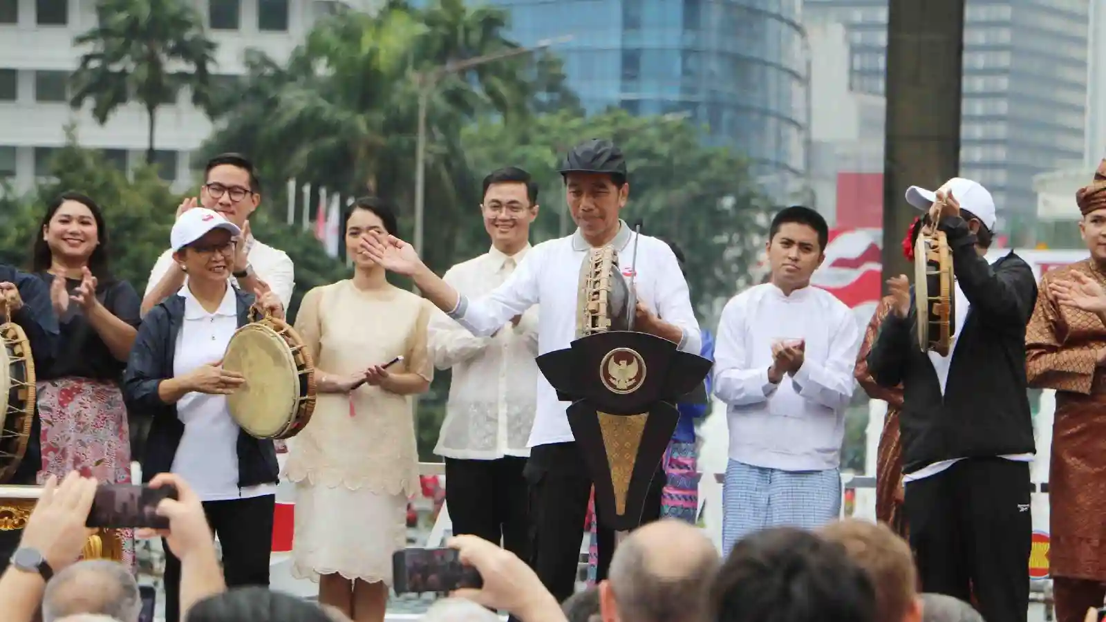 4 Fakta Menarik KTT ASEAN 2023 di Labuan Bajo: Kendaraan Resmi hingga ... 4 Fakta Menarik KTT ASEAN 2023 di Labuan Bajo: Kendaraan Resmi hingga ...