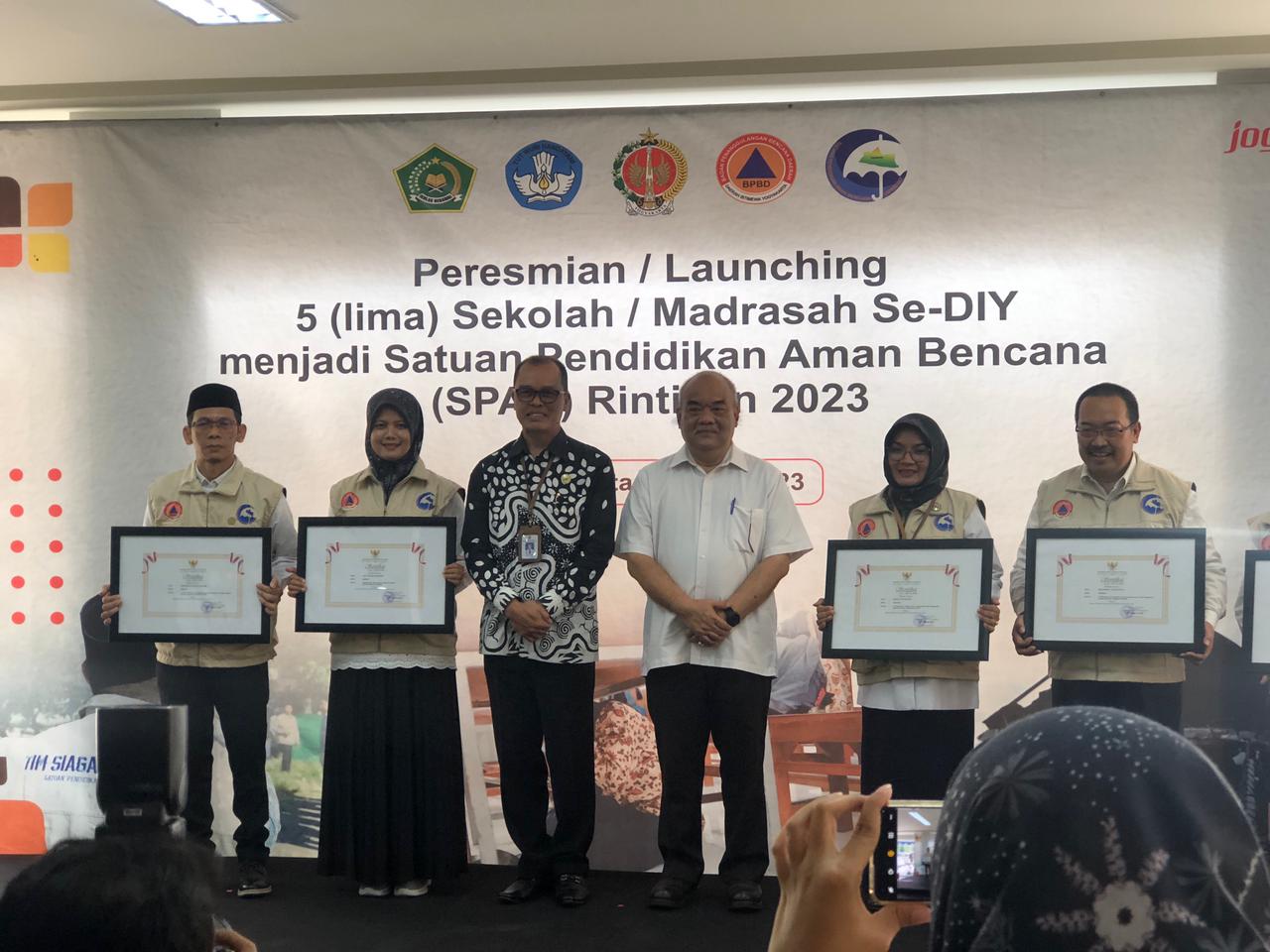 Sejumlah Sekolah Apresiasi Pembentukan SPAB oleh BNPB DIY - Hariane.com