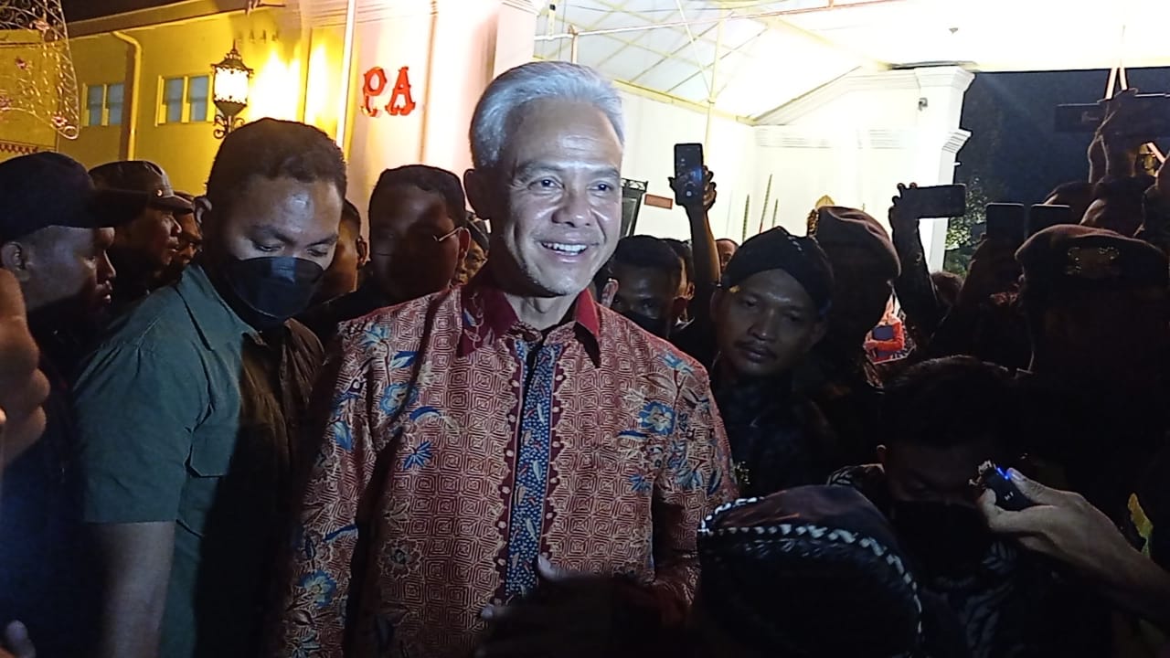 Ganjar Pranowo Tanggapi Soal Anies Mendapat Ancaman Penembakan di Media ... Ganjar Pranowo Tanggapi Soal Anies Mendapat Ancaman Penembakan di Media ...