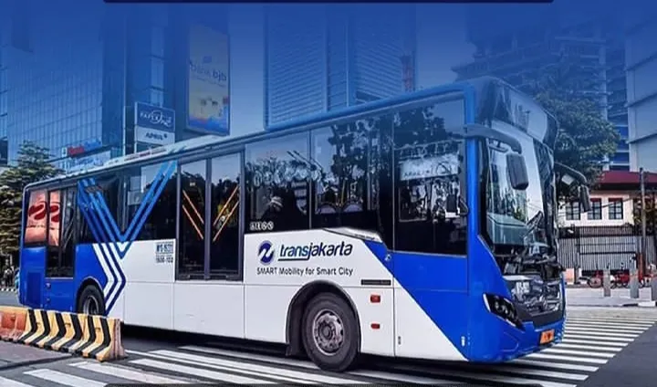 Uji Coba Rute Baru 7W Transjakarta dari Cawang-Stasiun Halim KCJB ...