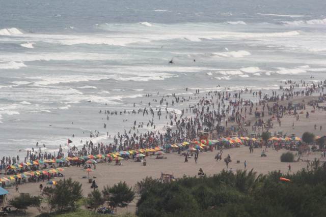 Palung Laut Pantai Parangtritis Kembali Telan Korban, Kenali Area Rip ...